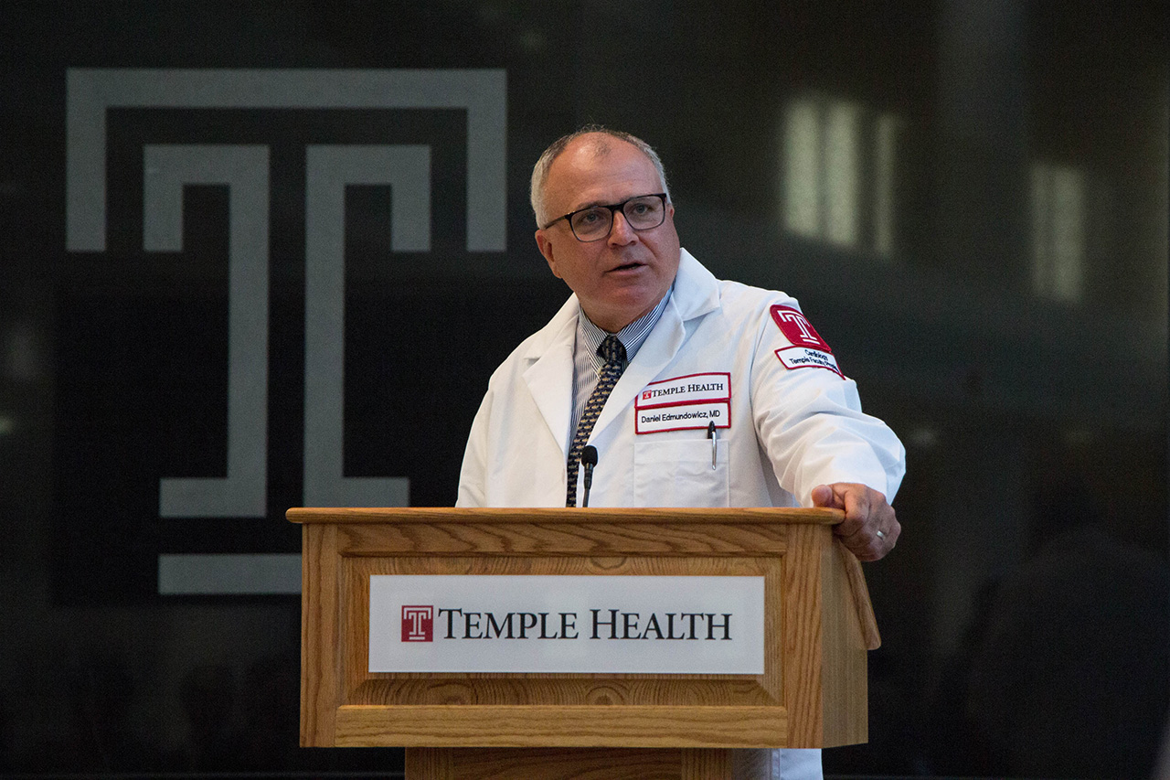 Temple Health celebrates lung surgery milestone | The Temple News
