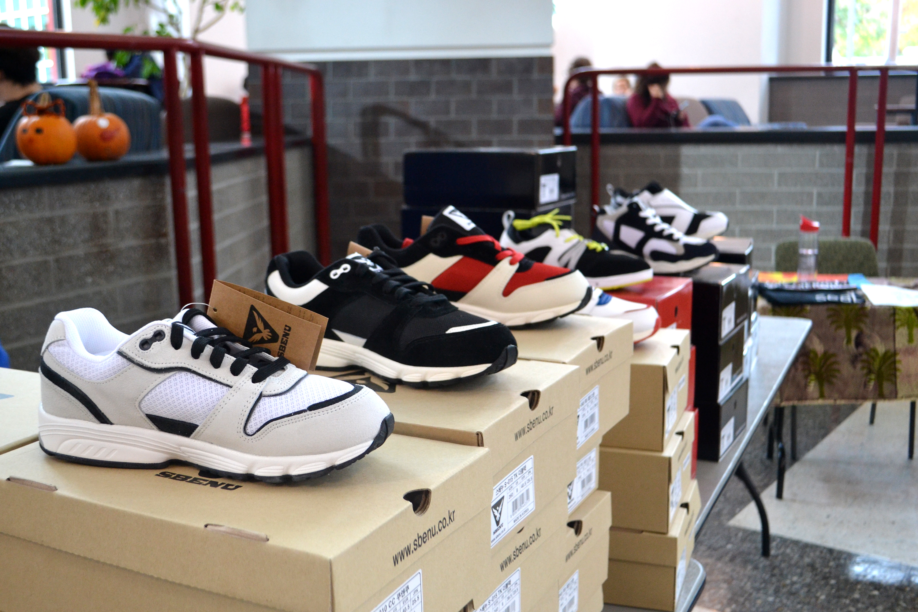 Student becomes first U.S. distributor for shoe company | The Temple News