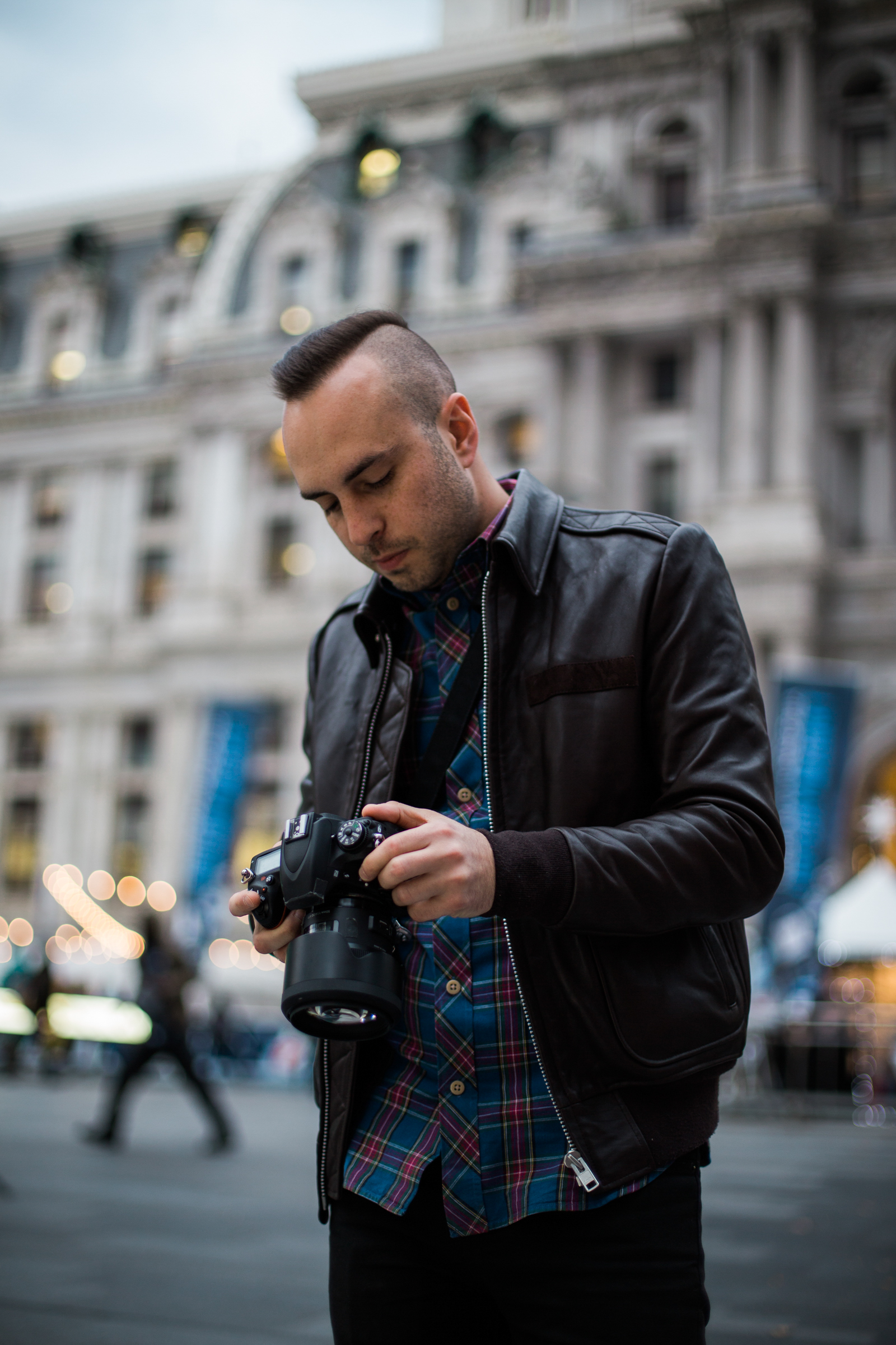 Photographer offering wedding photos for LGBTQ couples | The Temple News