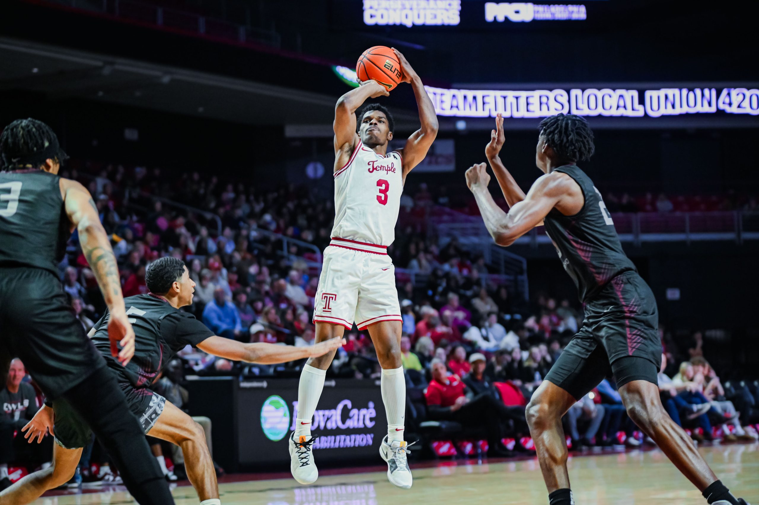 Temple keeps Wichita State at bay in first conference win | The Temple News