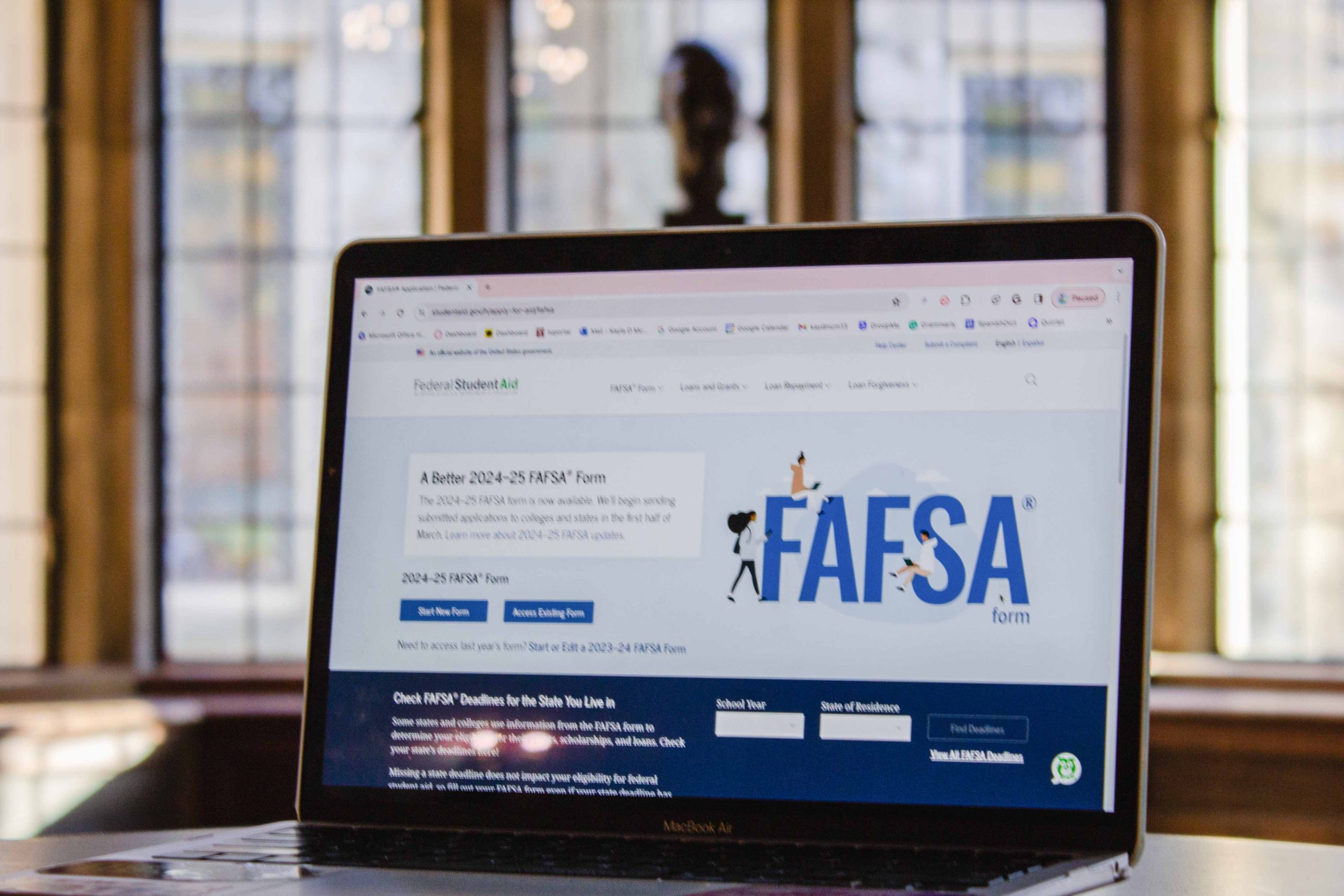 Incoming Temple students, families struggle with FAFSA delays | The ...