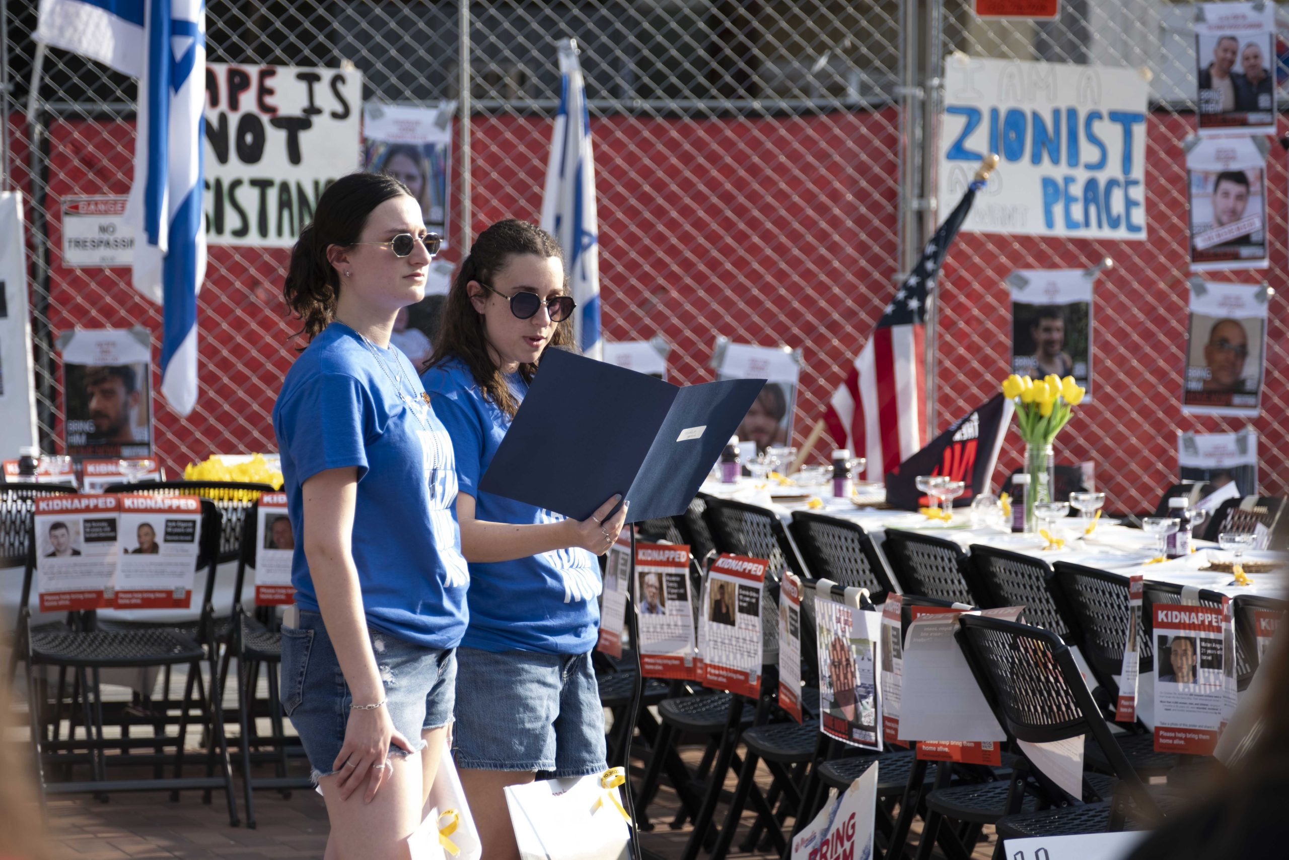 Temple Hillel holds Passover seder at Bell Tower for hostages | The ...
