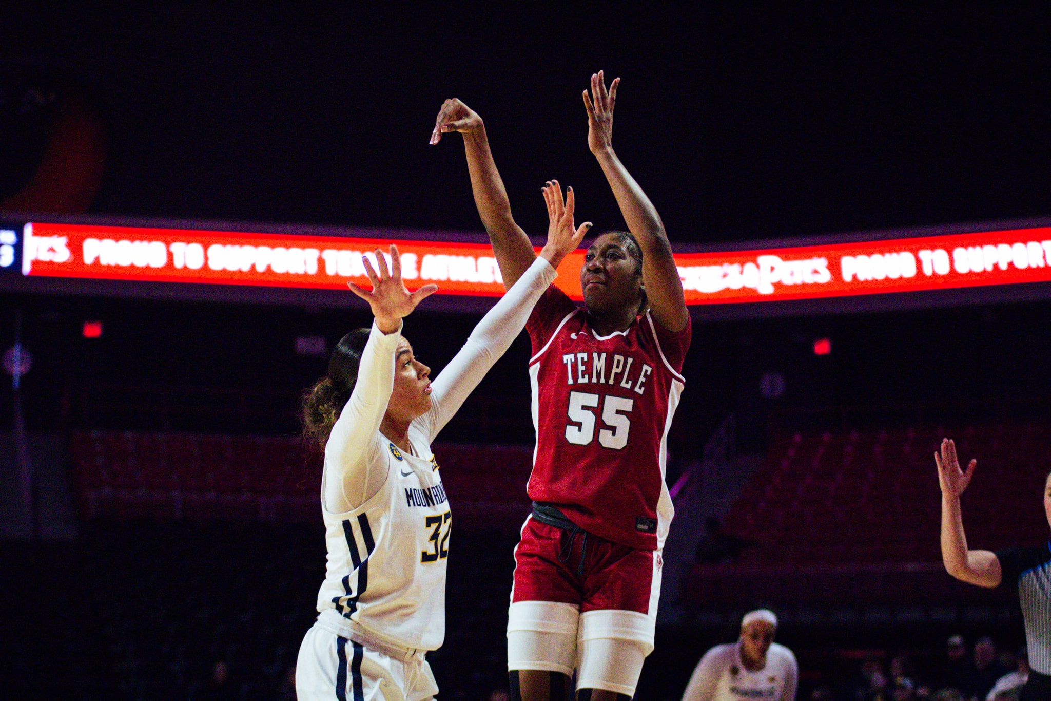 East makes history as Owls cruise to win against Xavier | The Temple News