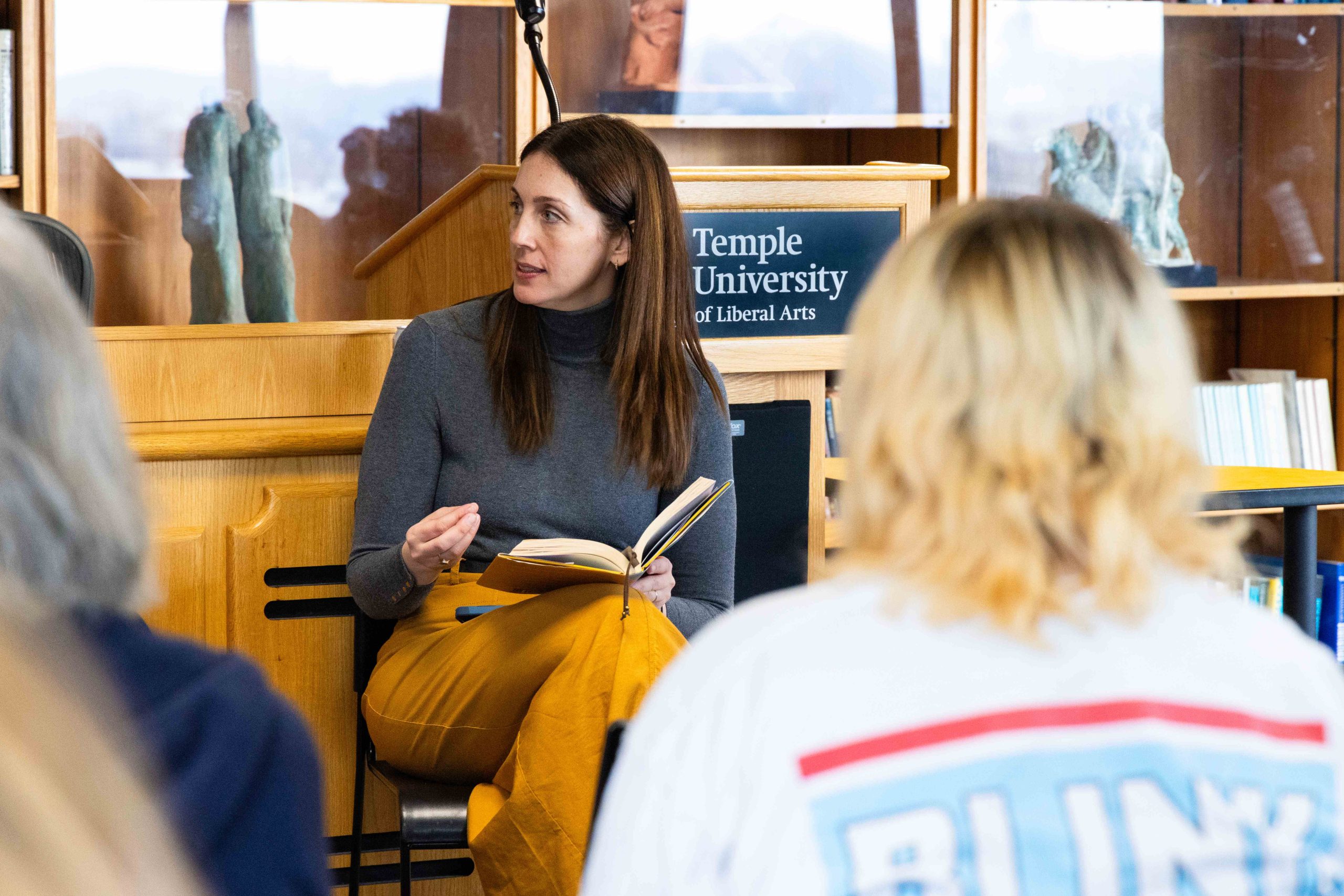 Temple professor’s book receives Obama praise | The Temple News