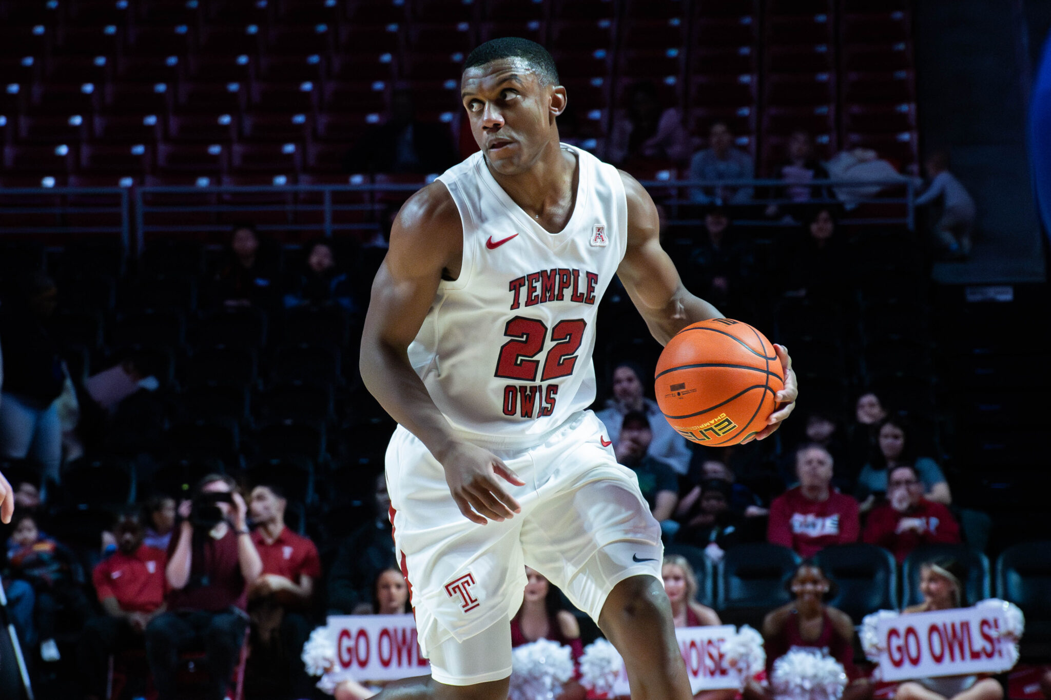 Owls take down Wildcats | The Temple News