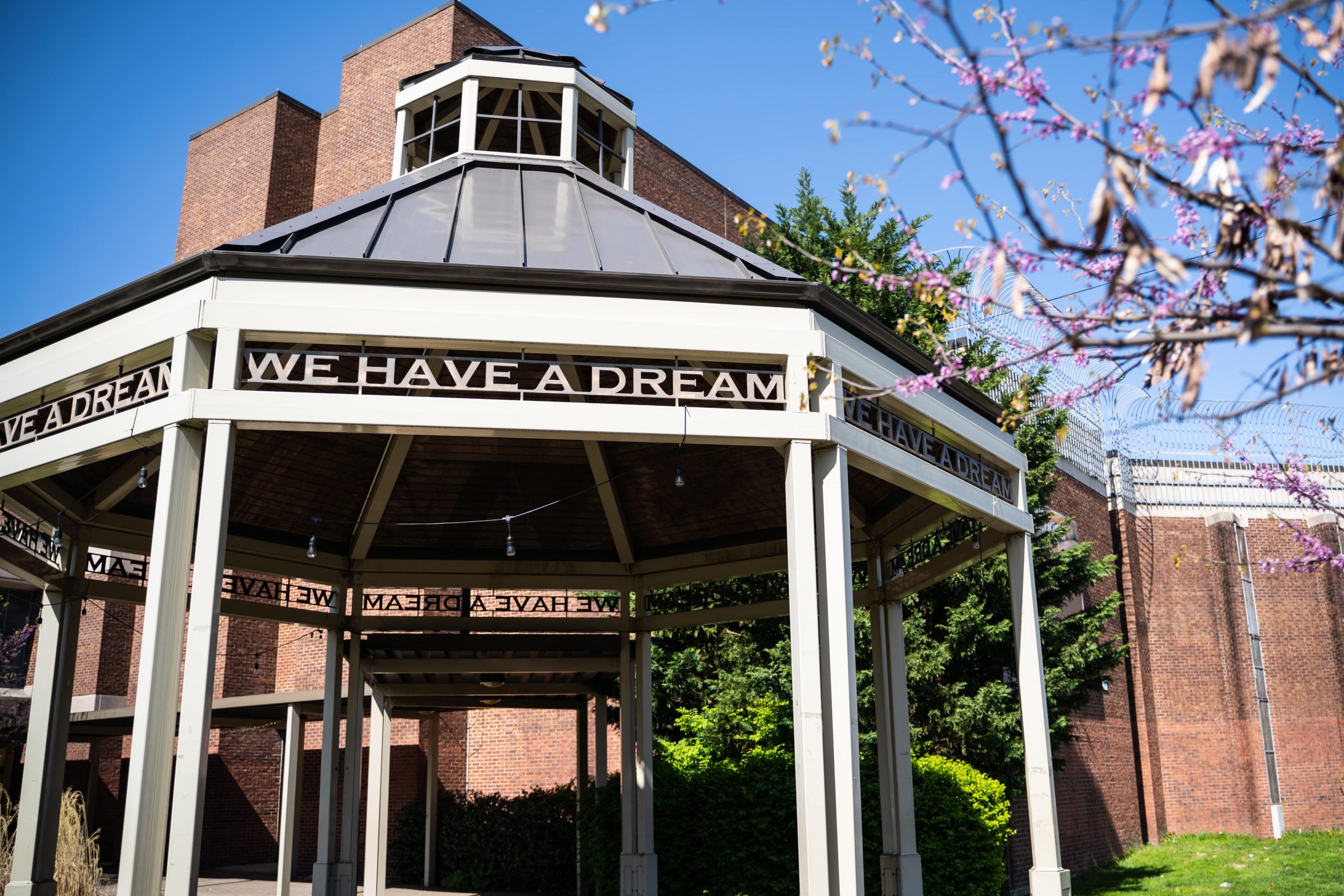 Community programs combat gun violence by counseling city’s youth - The ...